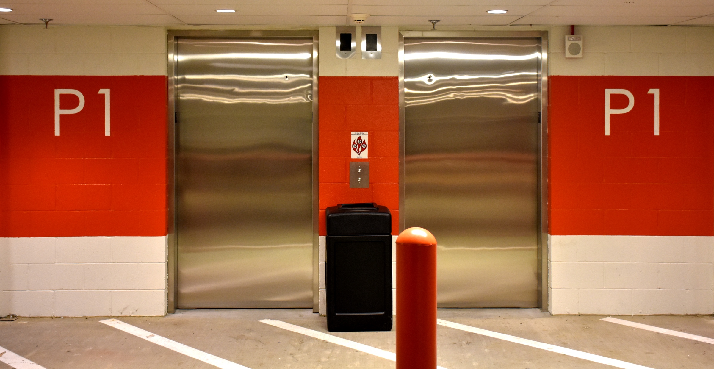 5333 Connecticut Ave – P1 Elevators : SUI